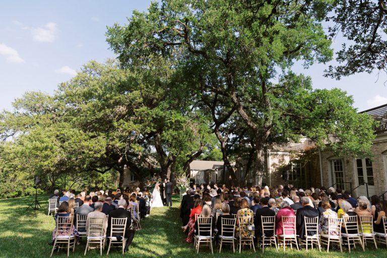 Elegant Tented Wedding at Tarry House - juliewilhite.com