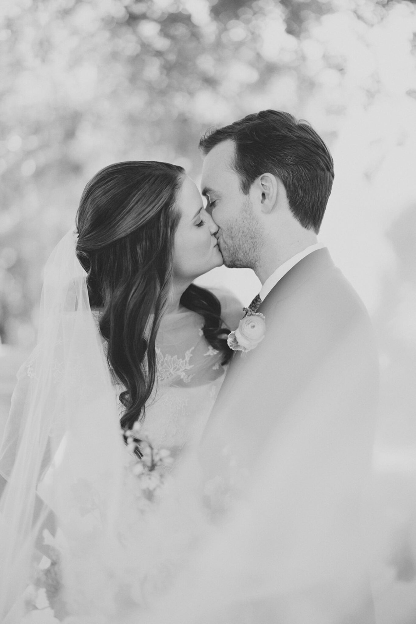 Colorful Spring Garden Party Wedding at Four Seasons Austin ...